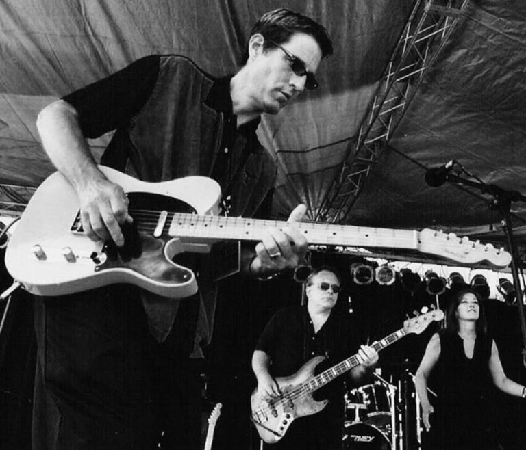 The Wednesday Farmers Market and Marquette Music Scene